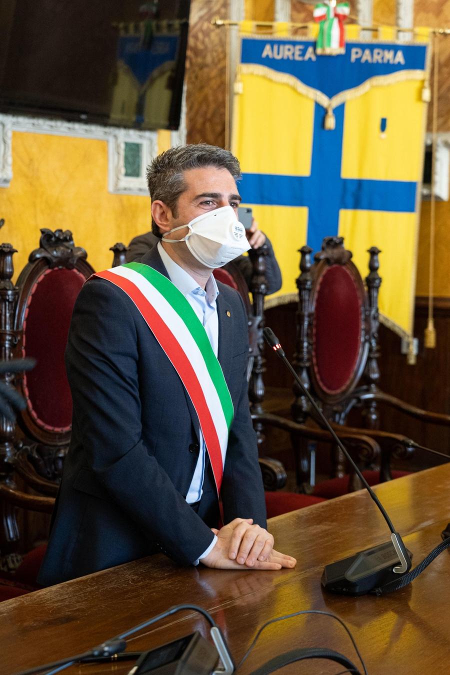 Parma Pizzarotti Contro Grillo “nel Suo Video Messaggio Disgraziato
