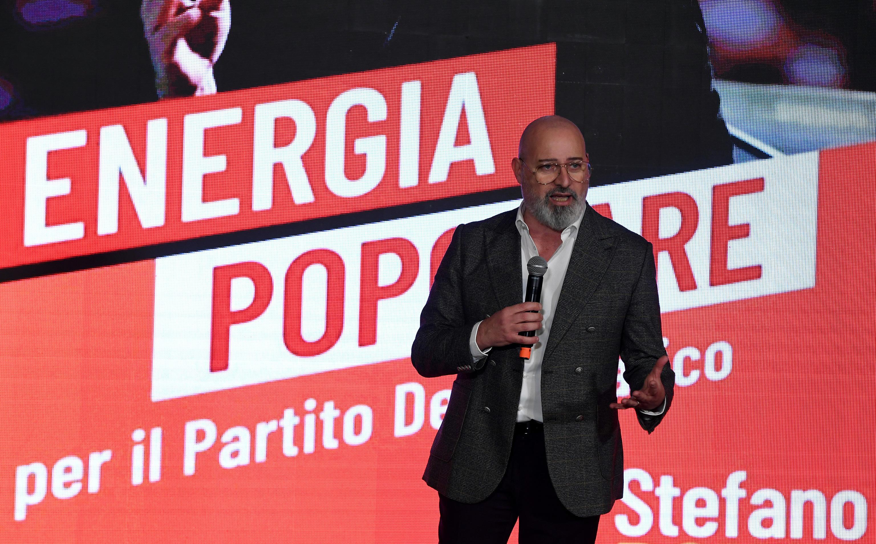 Stefano Bonaccini Chi è Il Candidato Alle Primarie Del Partito Democratico