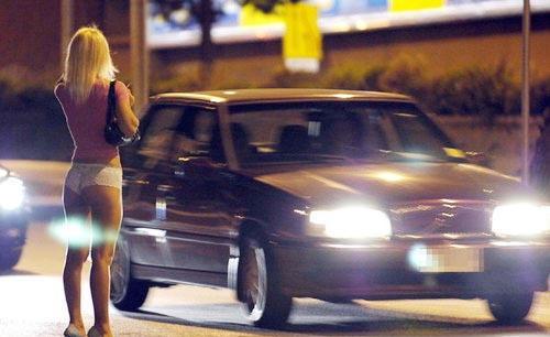 Festini per vip a luci rosse, tre a processo Festini per vip a luci rosse, tre a processo