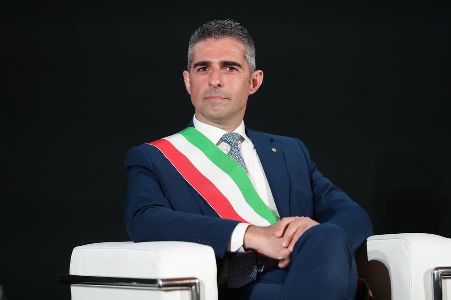 Parma Il Sindaco Pizzarotti Saluta La Città Dopo Due Mandati