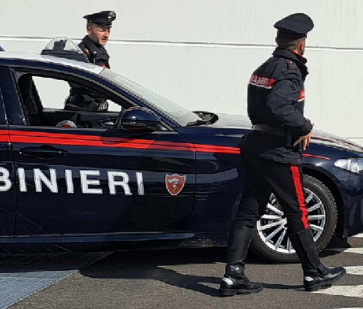 Droga, armi ed estorsione. Arresti tra Reggio Emilia e Parma Droga, armi ed estorsione. Arresti tra Reggio Emilia e Parma