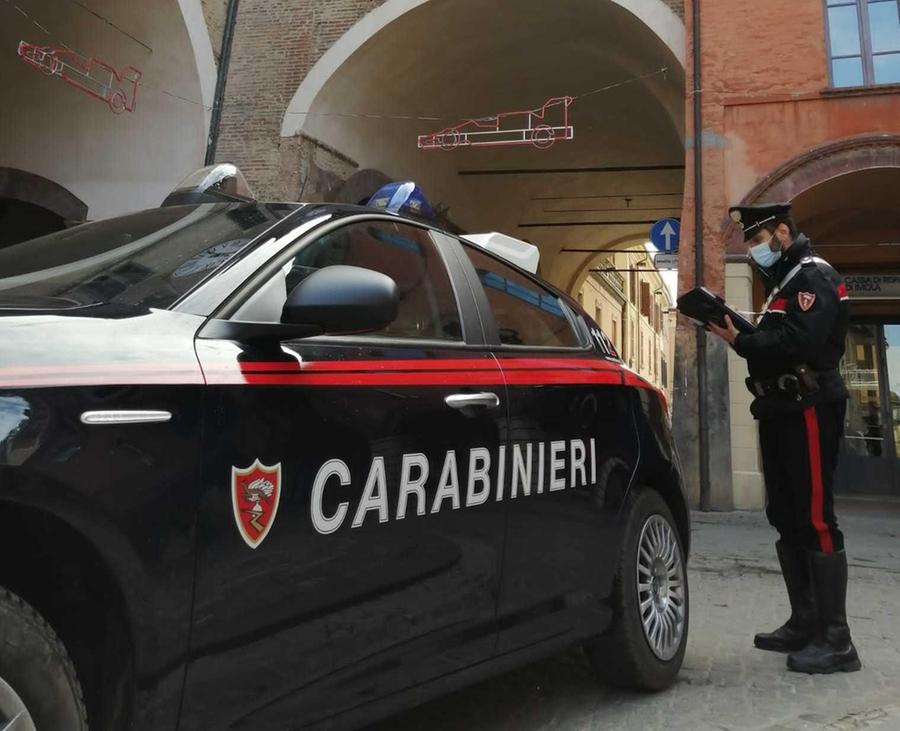Sorpreso con mezzo chilo di droga nascosta nell’auto e in casa: 45enne ... Sorpreso con mezzo chilo di droga nascosta nell’auto e in casa: 45enne ...